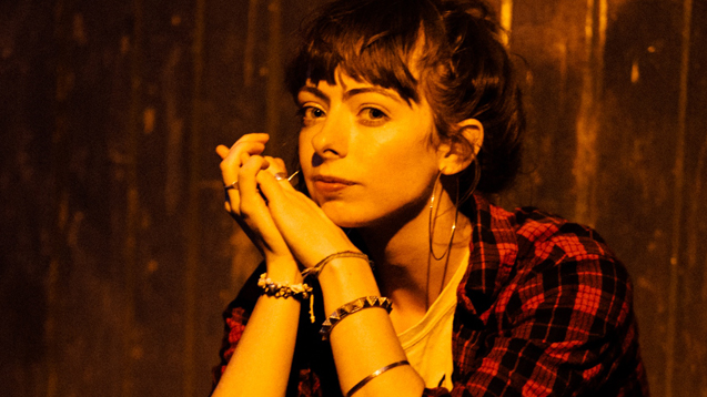 Elsa Hewitt wins Lynsey de Paul Prize