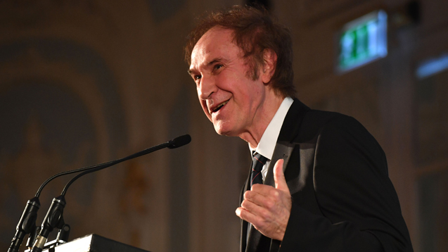 Ray Davies and Lianne Carroll honoured at Gold Badge Awards 2016