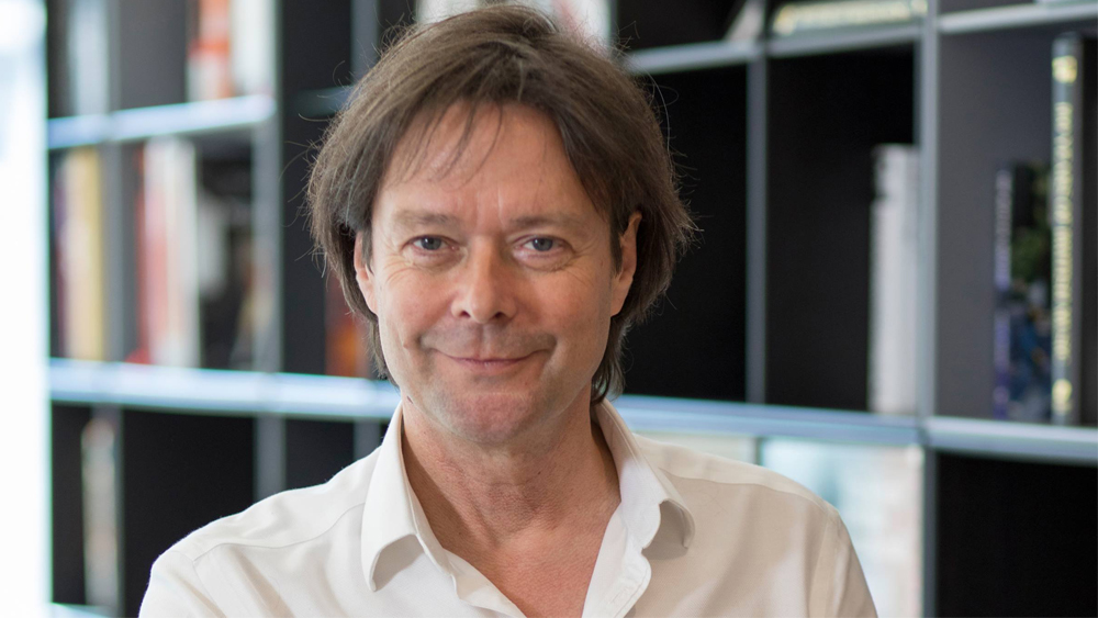 Behind the board with Simon Darlow